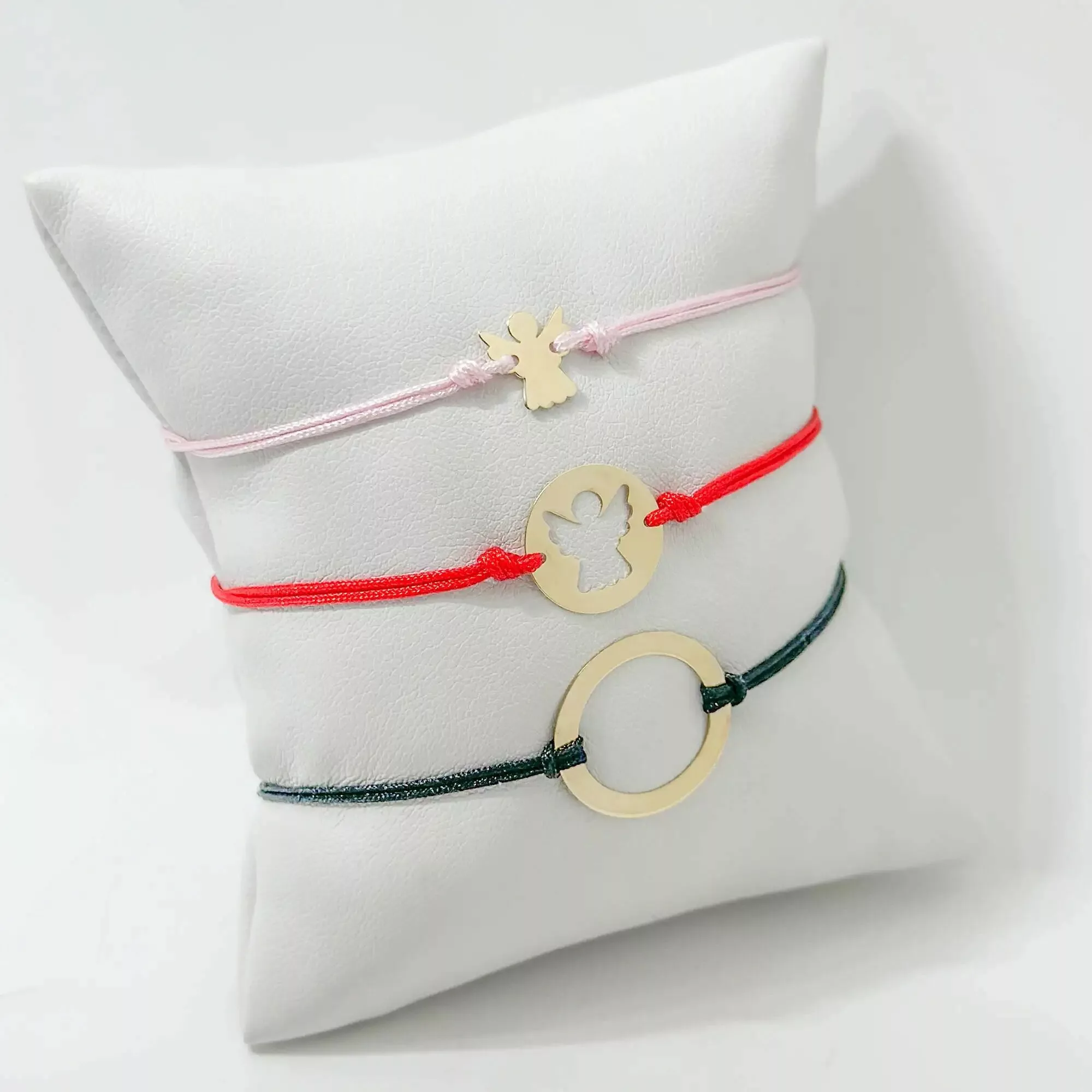 Primul dar prețios pentru bebeluși - ROL.ro