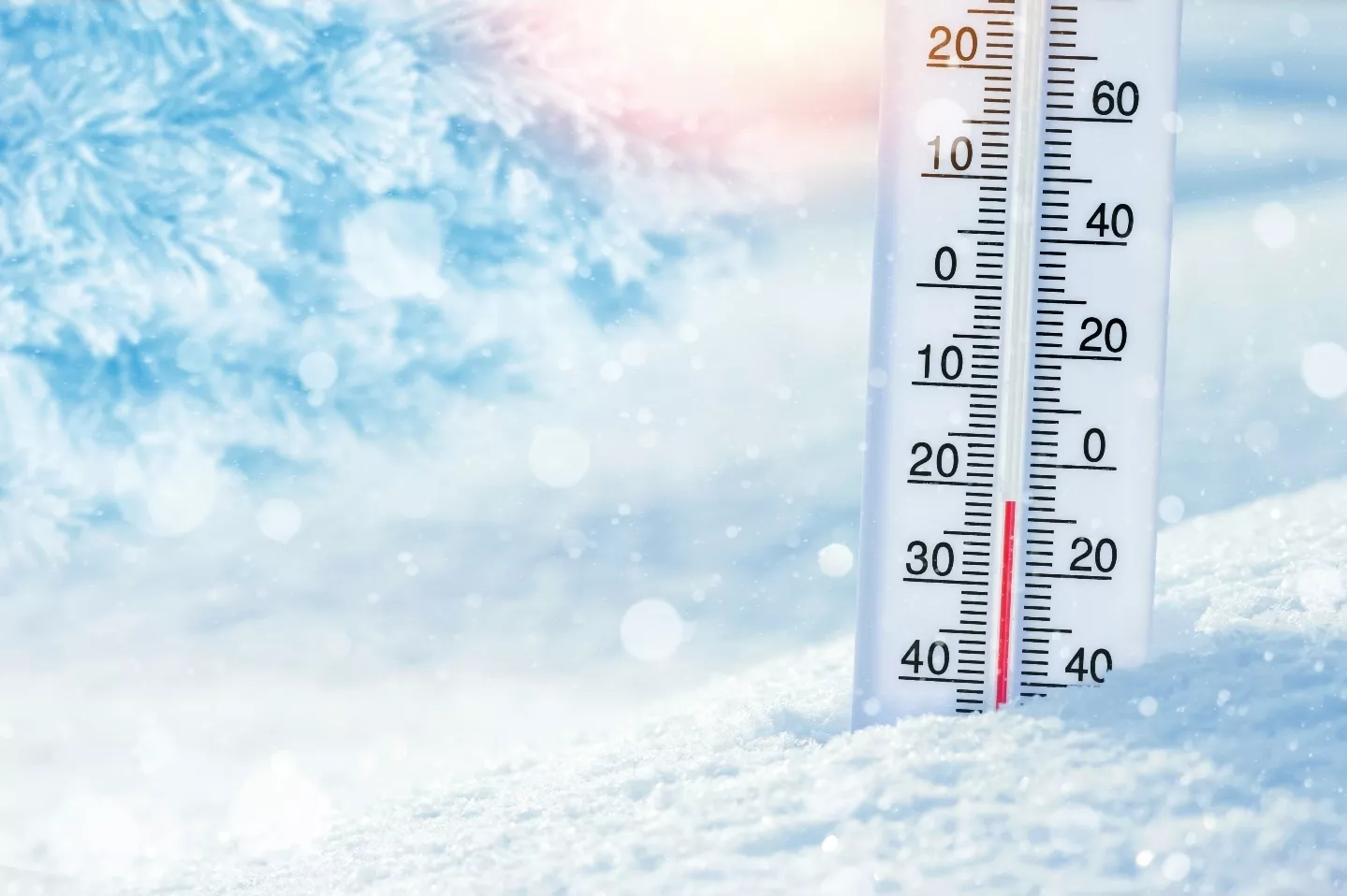 S-au anunțat primele ninsori în România, în toamna 2025. Meteorologii ...